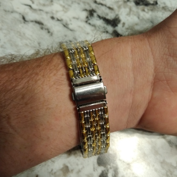 Chaoyada | Accessories | Unisex Chaoyada Quartz Watch | Poshmark